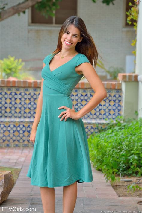 Ftvgirls Ftv Girls Chloe Sarayas Beautiful And Facebook