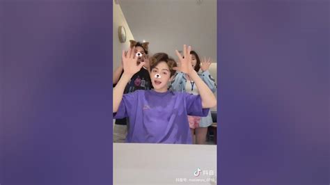 洗脑了挖😂 满脑子都是挖呀挖呀挖 小小的花园里面挖呀挖呀挖 不管几岁快乐万岁 Youtube