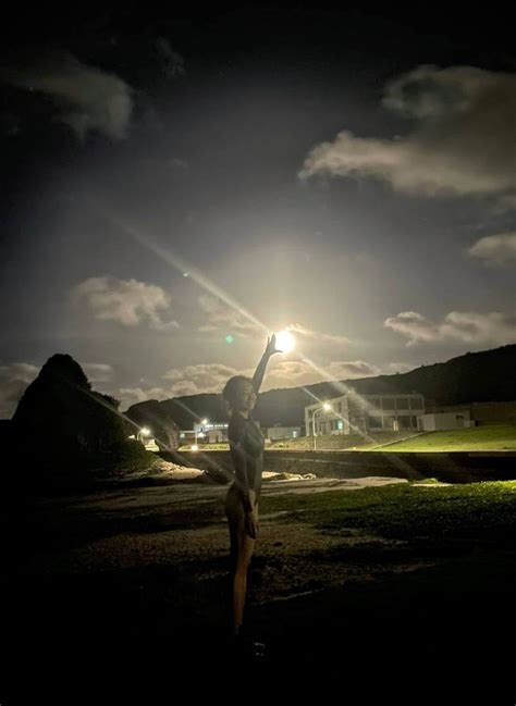 綠島打工換宿25天，謝忻當房務工清潔擺攤一手包擠上下舖，砍掉一切重來曝與男友下一步計畫
