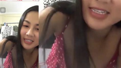 ឈរអត់ចេះប្រយ័ត្នសោះចែ Khmer Facebook Live Sexy Youtube