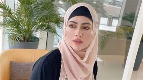 Sana Khan Actress In Mental