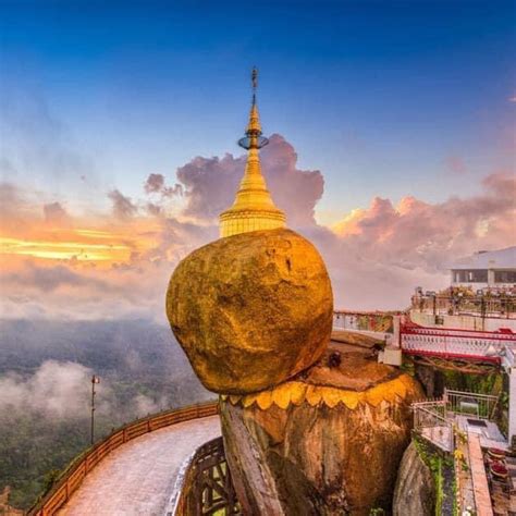 ဆံတော်ရှင်ကျိုက်ထီးရိုးသို့သွားကြမယ်