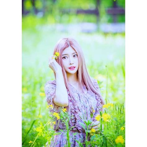 🌼🌼🌼 스냅사진 출사모델 청순 이쁜배경 오늘의훈녀 얼짱스타그램 미소녀 옆모습 좋아요 좋반