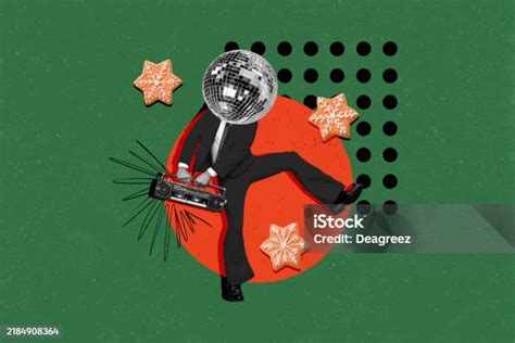 크리 에이 티브 추상 템플릿 콜라주 디스코 볼 댄스 복고풍 크리스마스 새해 인사말 카드 템플릿 휴일 Xmas 축하 0명에 대한 스톡 사진 및 기타 이미지 Istock