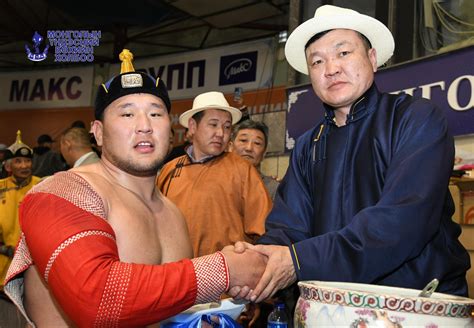 Н Өсөхбаяр арслан өнгөтэй сайхан барилдаж түрүүлэв