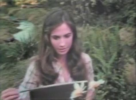 Hill Place Universal Appeal An Interview With Actress Ana Alicia