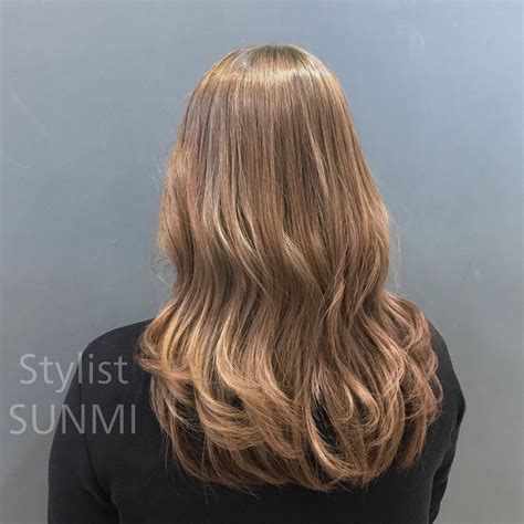 서면미용실 무브헤어 디자이너 늘 • 레이어드펌 빌드펌 엘리자벳펌 태슬컷 화미주헤어 스타일리스트 선미💈 💡블랙빼기 후 오묘한 애쉬브라운 고객님의 개성과 변화를 만들어