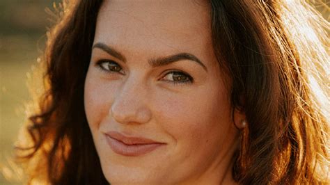 Ways To Create A Genuine Soul Connection With The Person You Love According To Experts