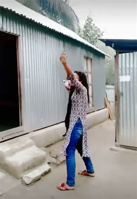 গ্রামের কচি মেয়ের নাচ না দেখলে মিস করবেন Youtube