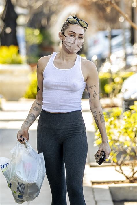 Miley Cyrus Braless Of The Day