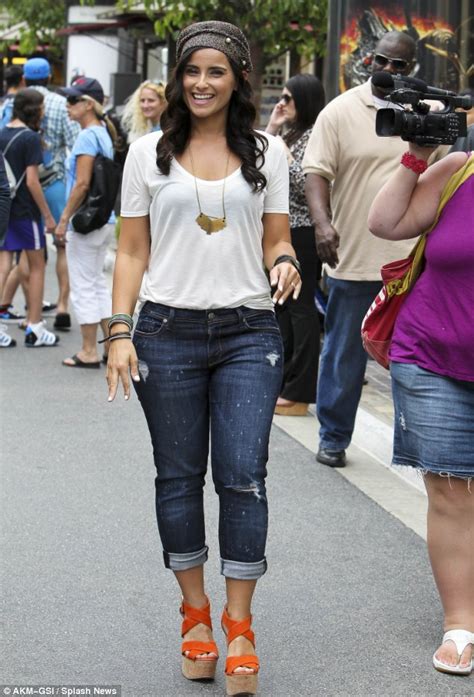 Nelly Furtado 2018 Hair Eyes Feet Legs Style Weight And No Make Up Photos Muzul