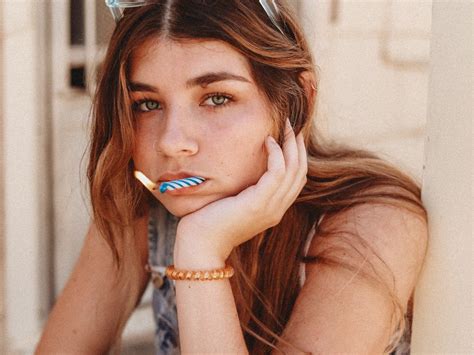 All Introverts Desperately Want To Hear These Phrases