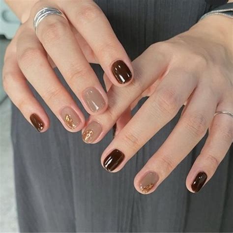 ต้องลอง 30 เล็บโทนน้ำตาลสวยๆ ทำแล้วมือขาว Ladyissue เว็บรีวิว