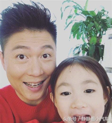 李小鵬一家看周杰倫演唱會，網友卻說能不能把奧莉頭髮整整 每日頭條