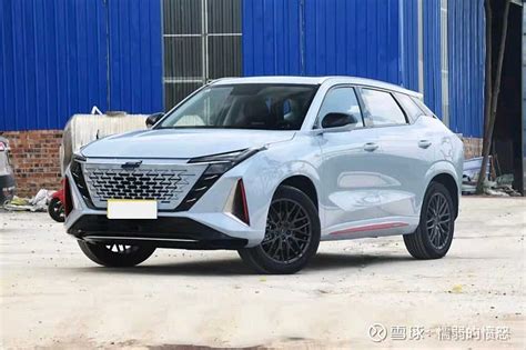 长安uni t和长安欧尚z6怎么选？ 欧尚作为长安的一个年轻子品牌，凭借着年轻化的外观和性价比优势在市面上有了不错的成绩。不过不少人都喜欢将
