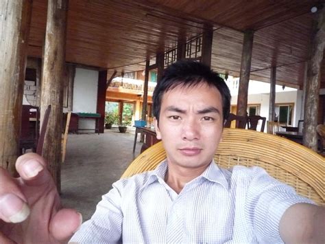 周锋锁 Fengsuo Zhou on Twitter 与八九六四烈士同名同姓的王一飞八九年只有四岁在2018年因组织兴化会纪念六四而
