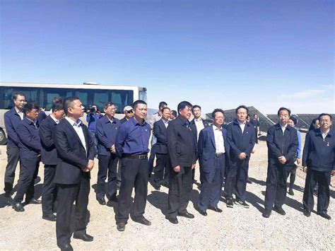 天合光能董事长高纪凡陪同全国人大副委员长陈昌智赴甘肃调研 太阳能发电网 太阳能发电网
