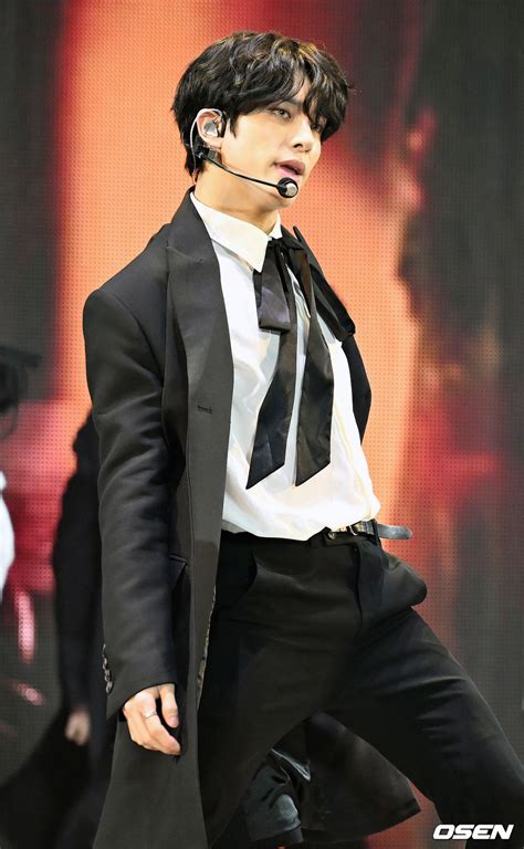 사진 엔하이픈 제이크파워 넘치는 컴백 무대