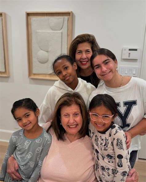 Hoda Kotbs New Home Photos Tour Her House In The Suburbs Closer Weekly