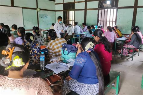 မြင်းခြံမြို့၌ Grade 8 သင်ရိုးသစ် မြို့နယ်အဆင့် ဆင့်ပွားသင်တန်းဖွင့်လှစ် ပို့ချ Information