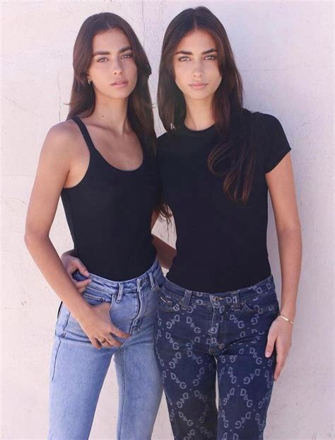 Renée And Elisha Herbert Scrolller