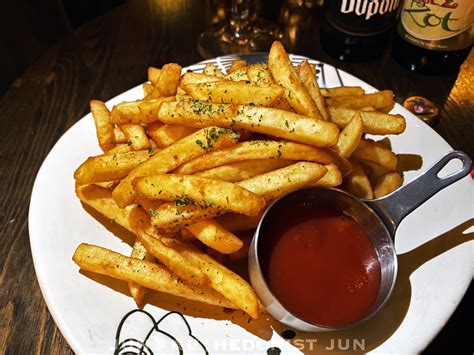 《新北‧板橋》abv Bar And Kitchen 閣樓餐酒館 爬上高空閣樓 盡賞板橋夜景與歐陸美食 Jun享樂誌｜hedonist Jun