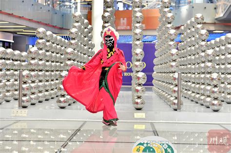 五一安逸游四川︱成都华熙live528四川在线