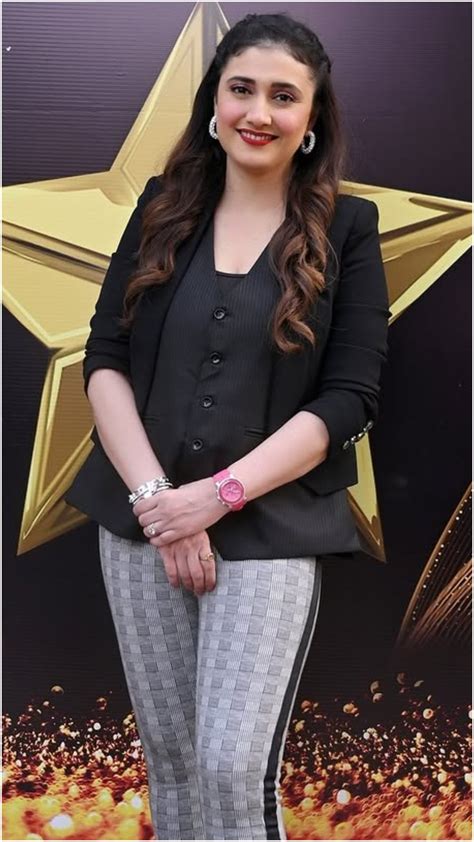 9 साल के लंबे इंतजार के बाद गोविंदा की भांजी कर सकतीं है टीवी में कमबैक