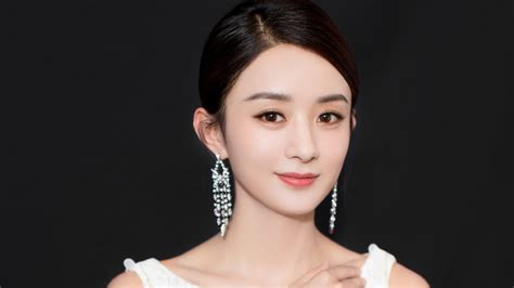 女星赵丽颖个人资料简介(一个中专生,十年后荣登福布斯,她凭什么?) 人物集 女星赵丽颖个人资料简介(一个中专生,十年后荣登福布斯,她凭什么?) 人物集