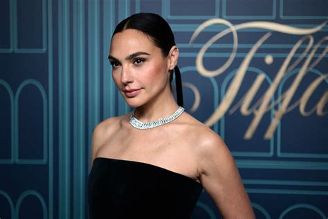Gal Gadot To Host Private Screening Of Idf Footage Al Bawaba