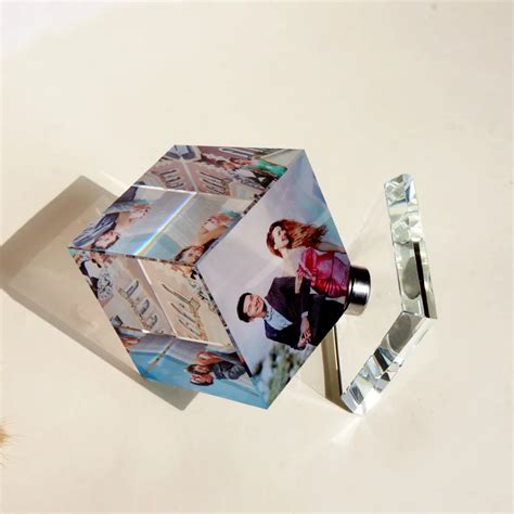 Custom Picture Rotating Crystal Cube Photo Frame With Base For