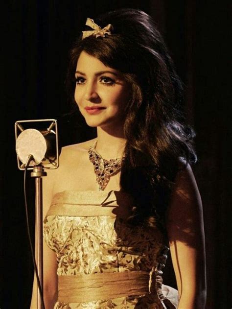 9 Times Top Bollywood Actresses Aced Vintage Style Masala
