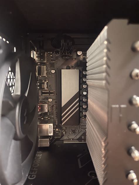 컴퓨터 조립후 화면 안켜짐 디지털 컴퓨터폰it 에펨코리아