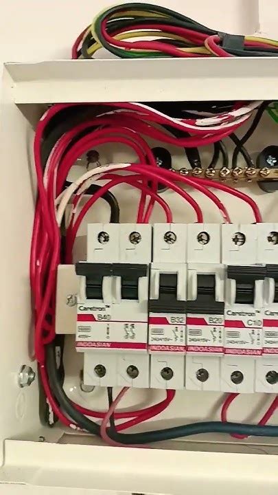 8 Way Spn Db Mcb Box Youtube