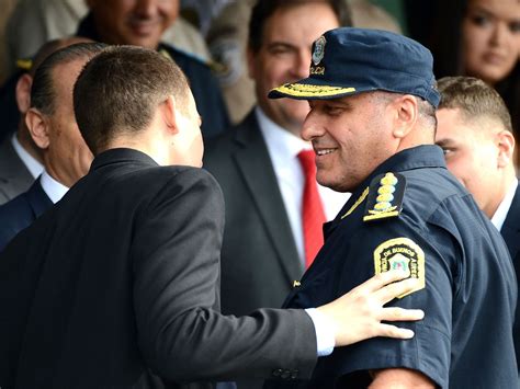 Antes De Dejar Su Cargo Sergio Berni Pasó A Retiro Al Jefe De La
