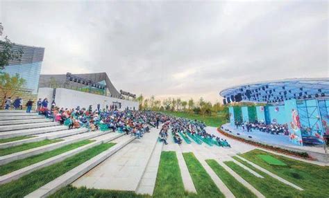 绿心露天剧场迎来公益演出北京艺术中心初露真容 音乐节 舞台 国家大剧院