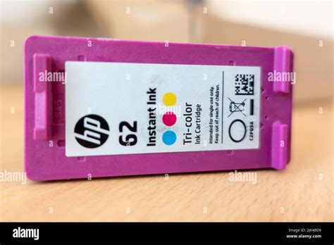 Hp Ink Cartridge Hi Res Stock Photography And Images Alamy