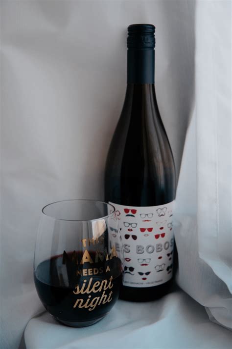 This Holiday Give The Wine Lover Ts Theyll Actually Love Love Fashion And Friends