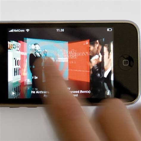 Cover Flow Mode In The Apple Iphone Interface Download Scientific Diagram