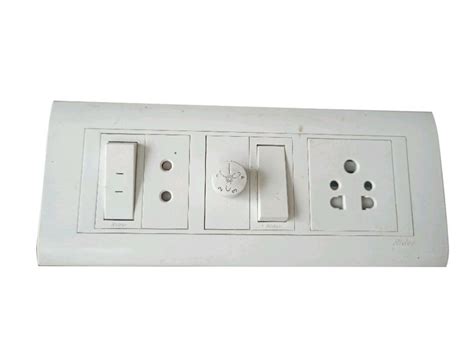 White Modular Switch For Electrical Fitting At 16 Piece In Kanpur ID 26270740955