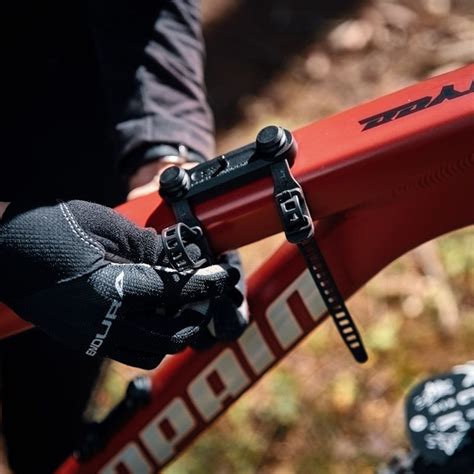 Fidlock TWIST Uni Base Bikesport Urban Trends