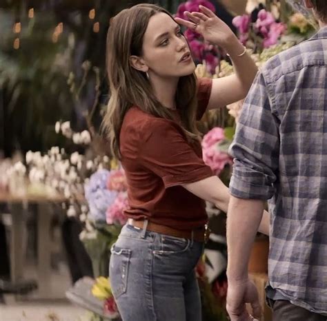 Pin By Analucia On Ropa Streetwear Victoria Celebs Women