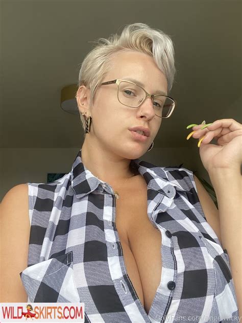 Angel Wicky Angelwickyii Angelwicky Angelwickyofficial Nude