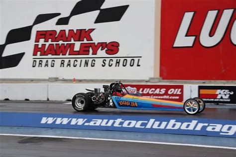 vw bug drag race yeah it s a thing and a blast idrivesocal drag