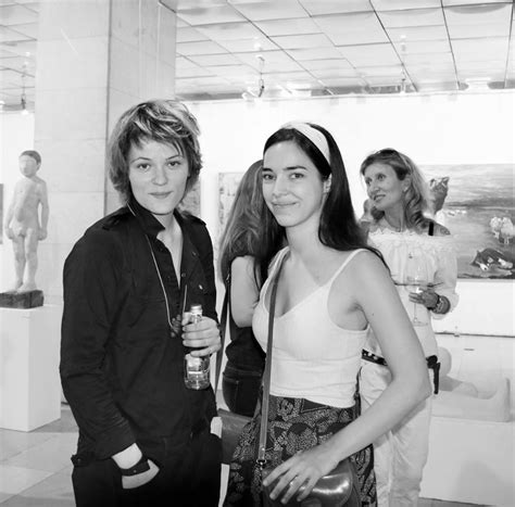 „В началото“ Млади български художници по идея и със съдействието на Тодор Стайков Млади