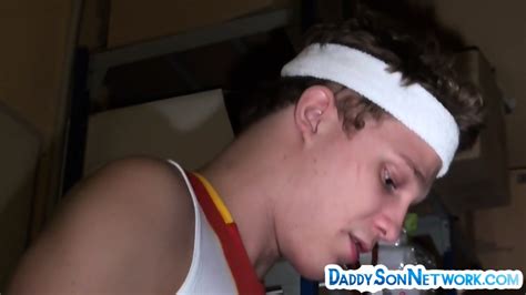 Amateur Gay Boxer With Gloves Fucks Judge After Cocksucking Eporner