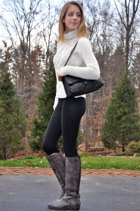 A Babe In Yoga Pants Dress With Boots Fall Winter Outfits Casual