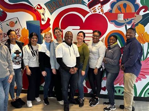 Volunteering Nyc Giveback Communityservice Gratitude Valerie Tafur Palomino