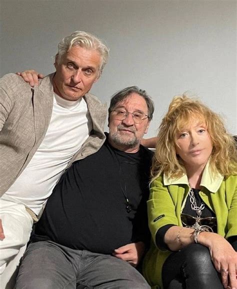 Пугачева показала новые фото — ее не узнать «75 лет Женщина расслабилась Woman