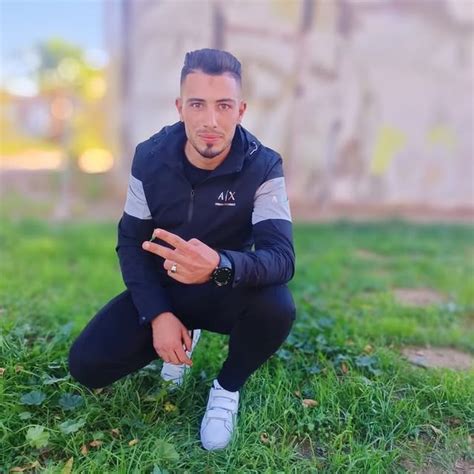 Àch Ŕef Ģùe Achrefgue • Threads Say More